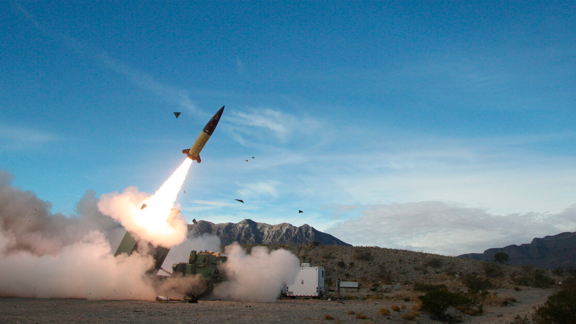 Forbes: переданные Киеву ATACMS оказались просроченными - Readovka.news